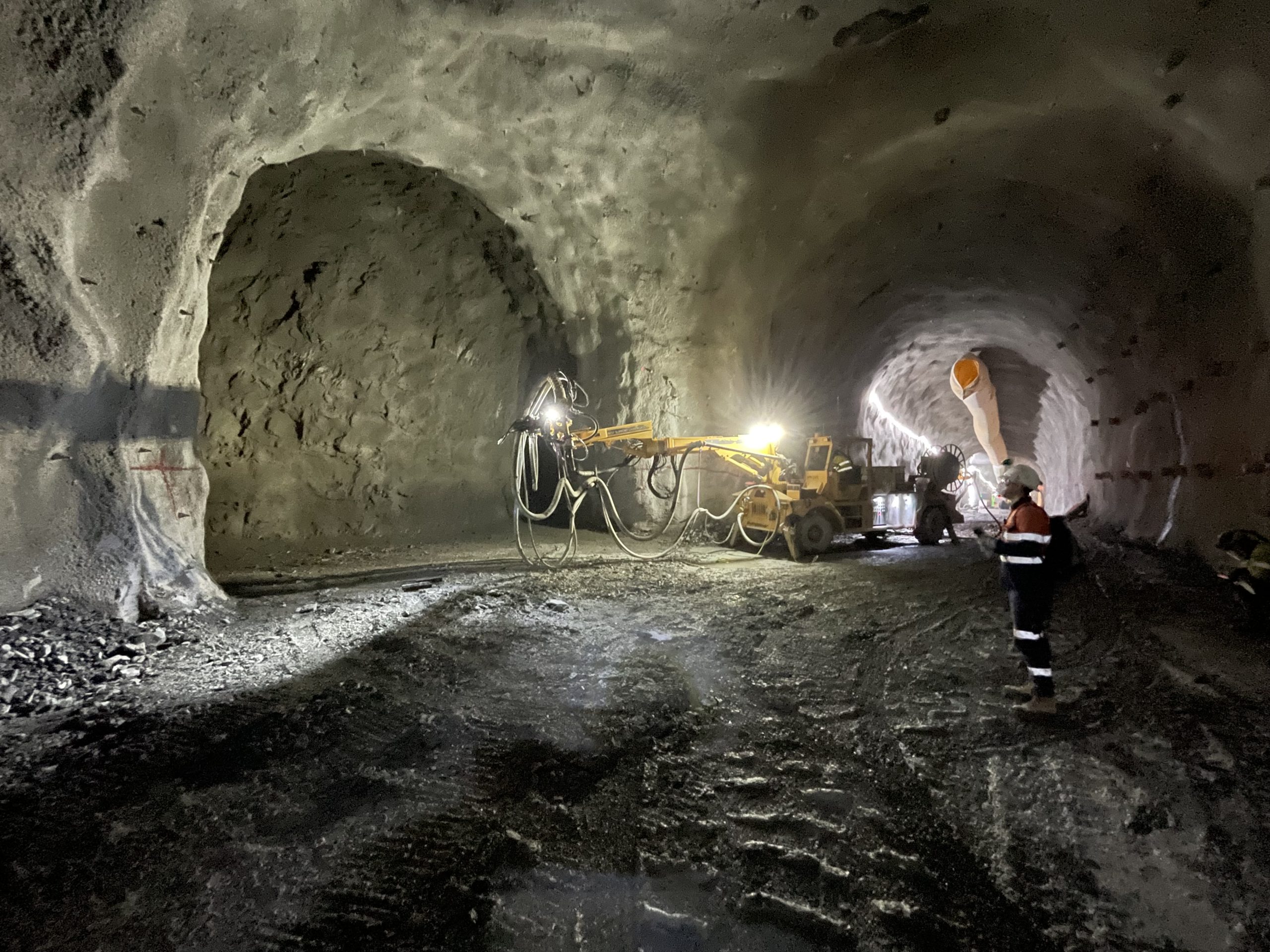 SNOWY 2.0 PROJECT UPDATE - MAY 2023 - Snowy Hydro SNOWY 2.0 PROJECT UPDATE - MAY 2023 - Snowy Hydro